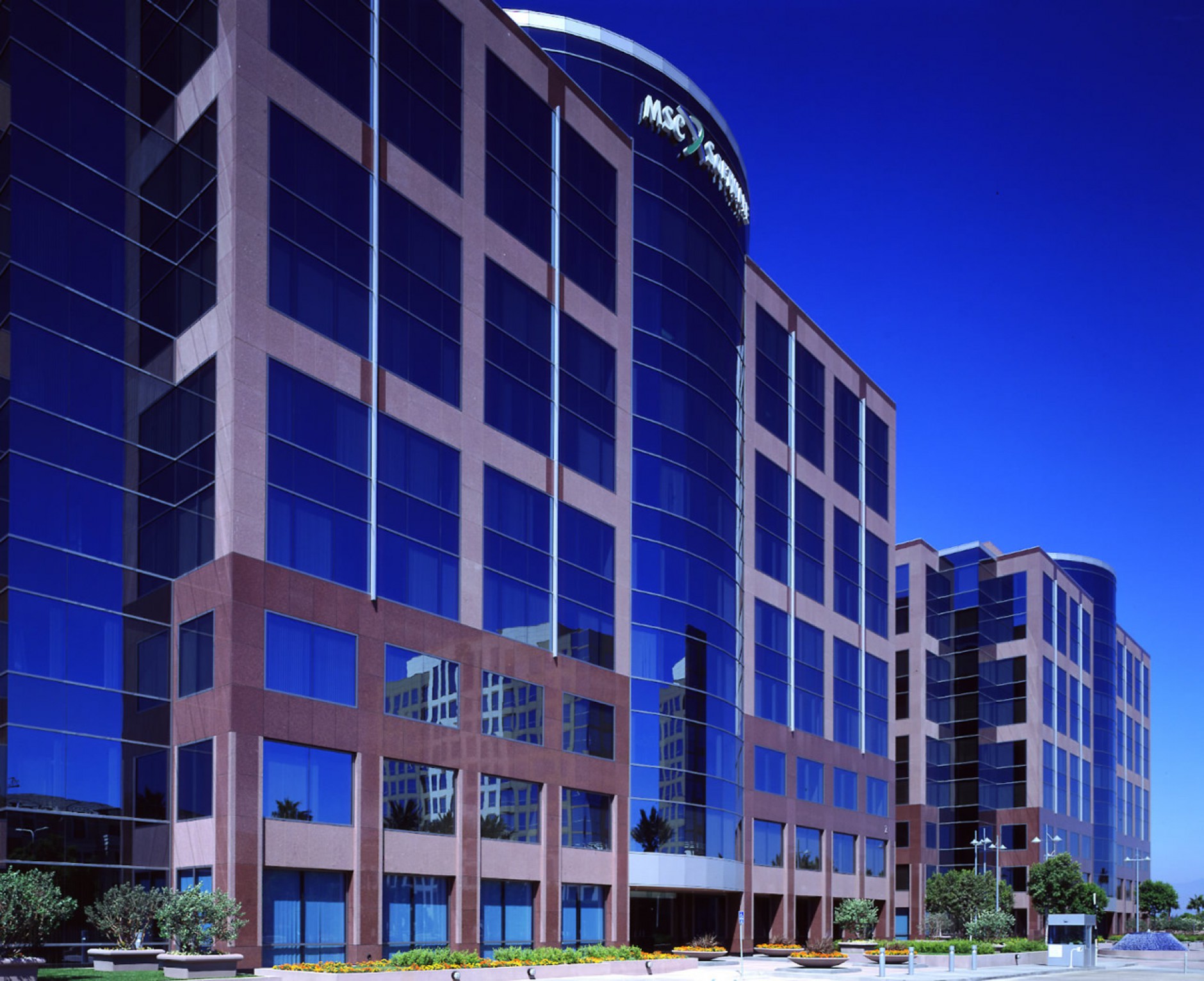 Project Details | Nexus | Twin Towers at MacArthur Place